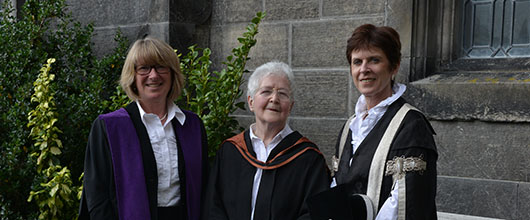 University Medal Award – Miss Lorna EM Walker | University of St ...